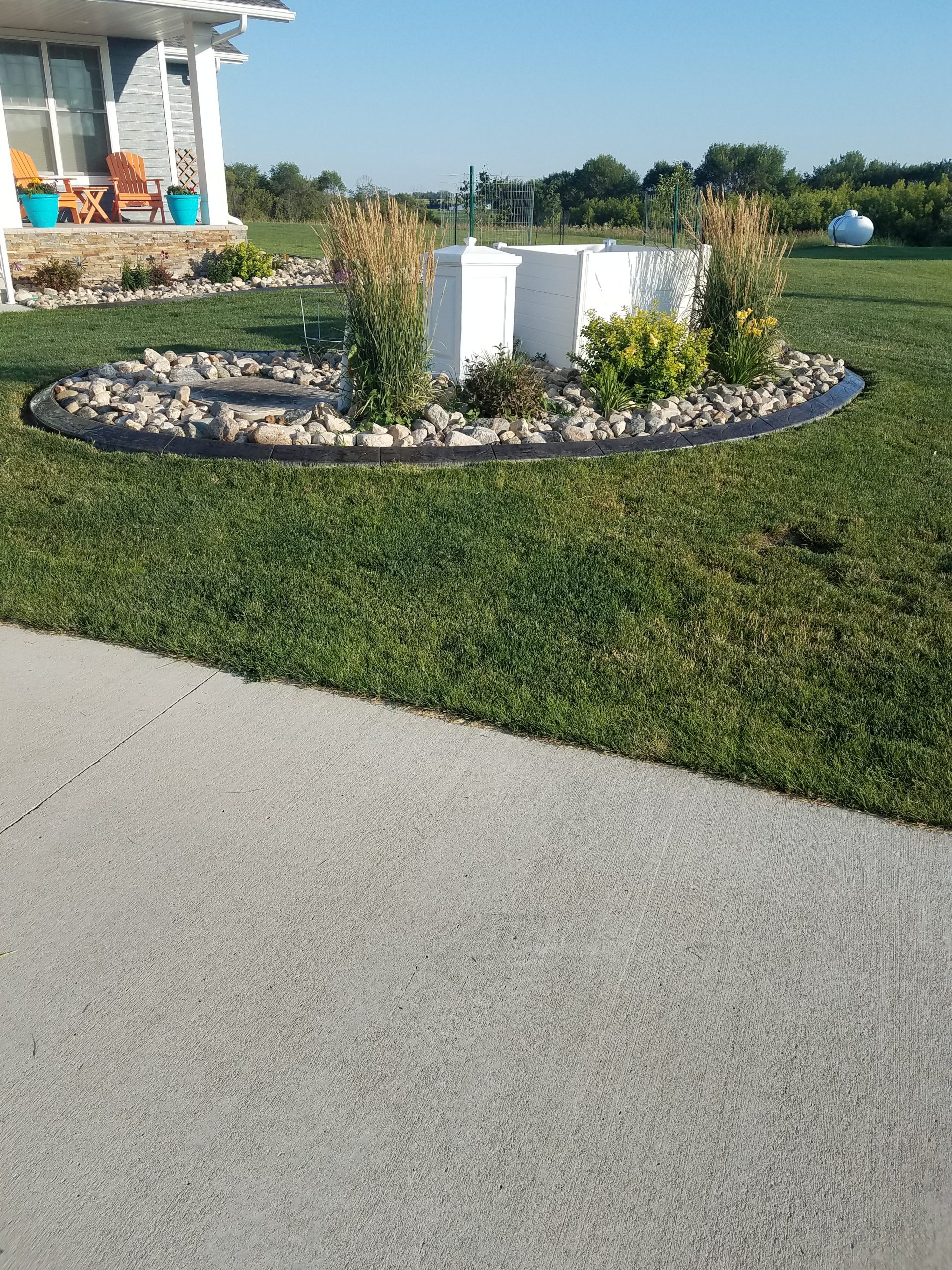 20190805_191434 - Edgline Landscape Borders